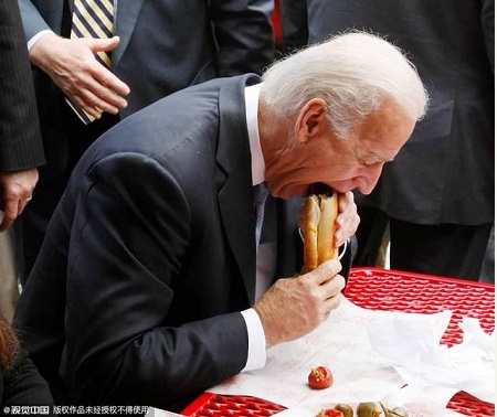 Obama, Bush & More: Hilarious Photos of World Leaders Eating in Public ...