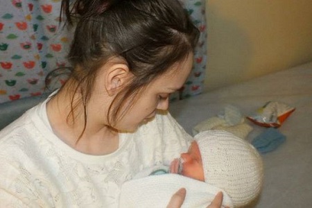 Touching Story of a Baby Boy Born With No Brain (Photos)