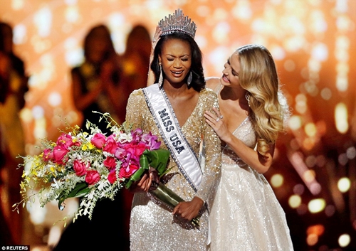 S*xy U.S. Army Commander Crowned Miss USA 2016 (Photos)
