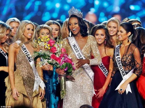 S*xy U.S. Army Commander Crowned Miss USA 2016 (Photos)