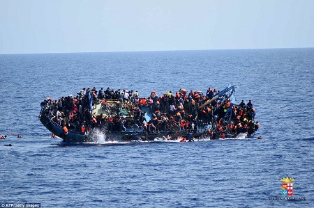 See the Horrifying Moment a Boat Carrying Hundreds of Migrants Capsized ...