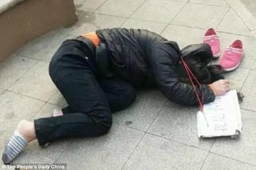 Female Thief Caught Stealing Publicly Shamed with a Sign Around Her ...