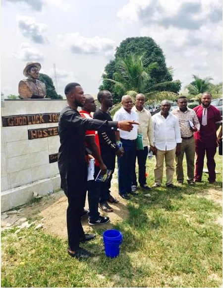 Man Erects Statue Of Goodluck Jonathan At University of Port-Harcourt ...