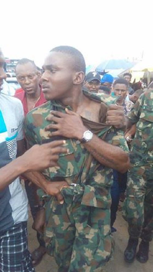 See Face of a Fake Army Officer Arrested in Port Harcourt (Photos)