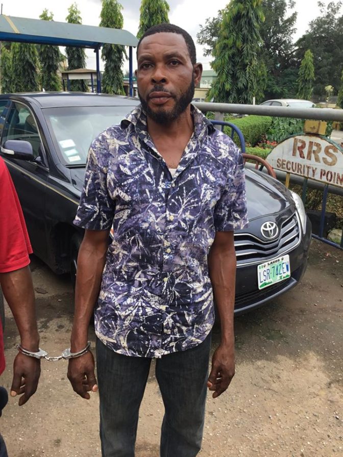 See the Armed Robber Caught Alongside His Gang Members After He Got a Warning from His Wife (Photos)