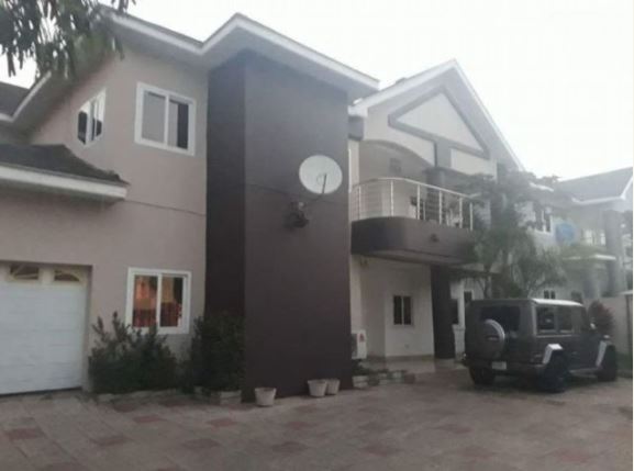 Edo Big Boy, Obaseki Reportedly Acquires $1million Mansion in Banana ...