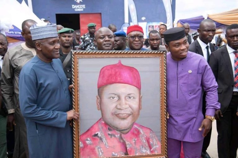 Aliko Dangote Recieves Portrait Of Himself Wearing Igbo Attire (Photos)