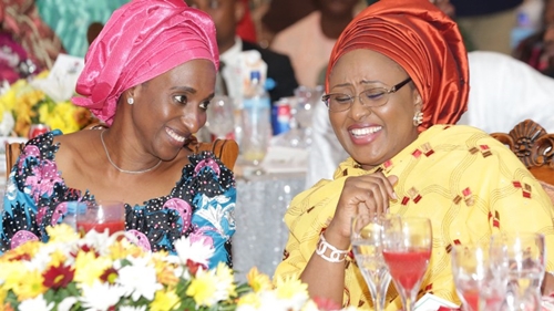 #WomenSupportingWomen: See Cute Photo Of Dolapo Osinbajo Helping Aisha ...