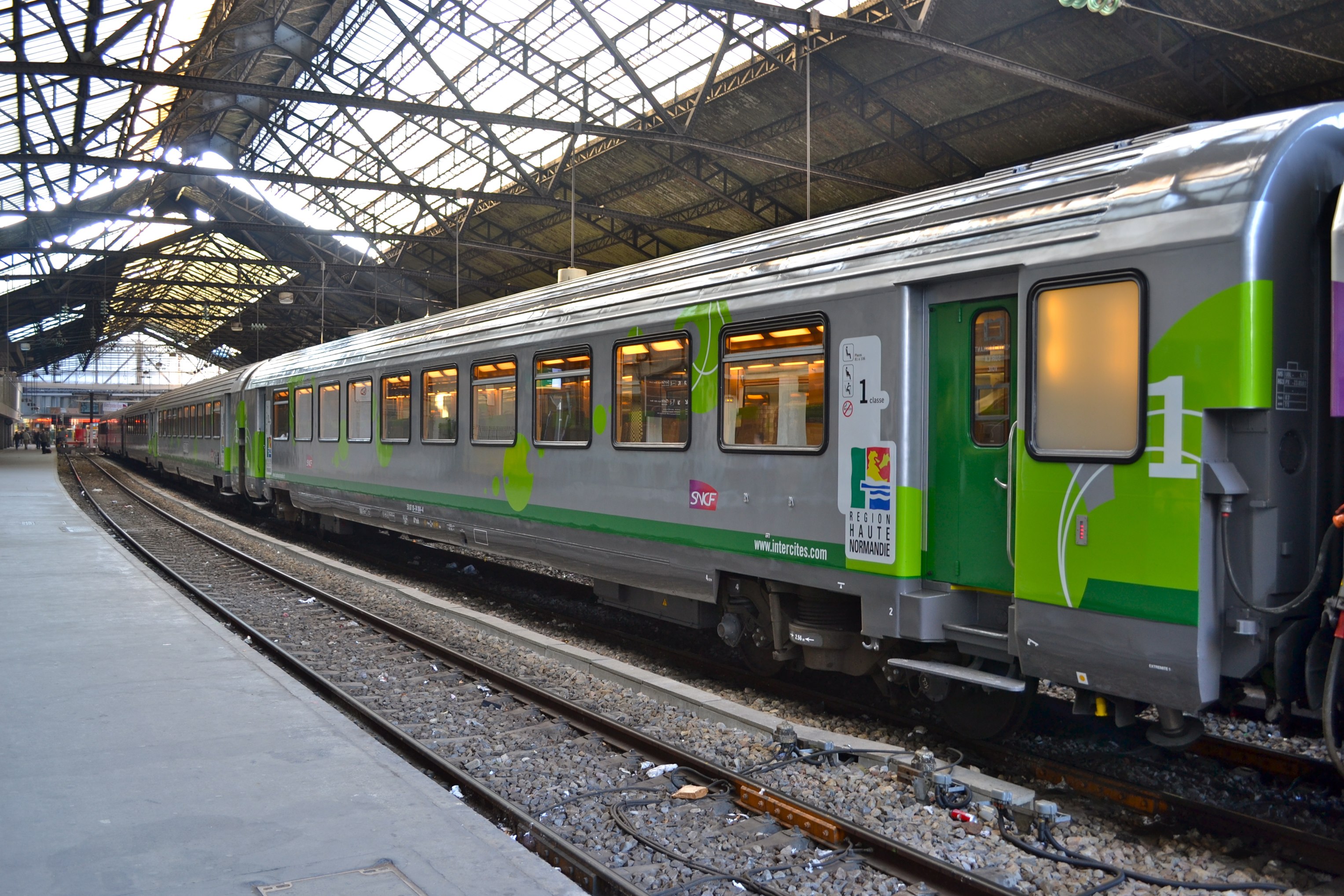 Drama As Heavily Pregnant Woman Gives Birth Inside A Train
