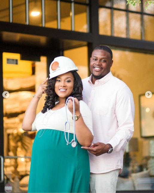 Lovely Pre-wedding Photos Of A Pregnant Nurse And Her Engineer Fiance