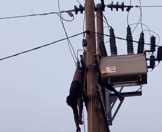 Dead Man Spotted Hanging Down From An Electric Pole After Being ...