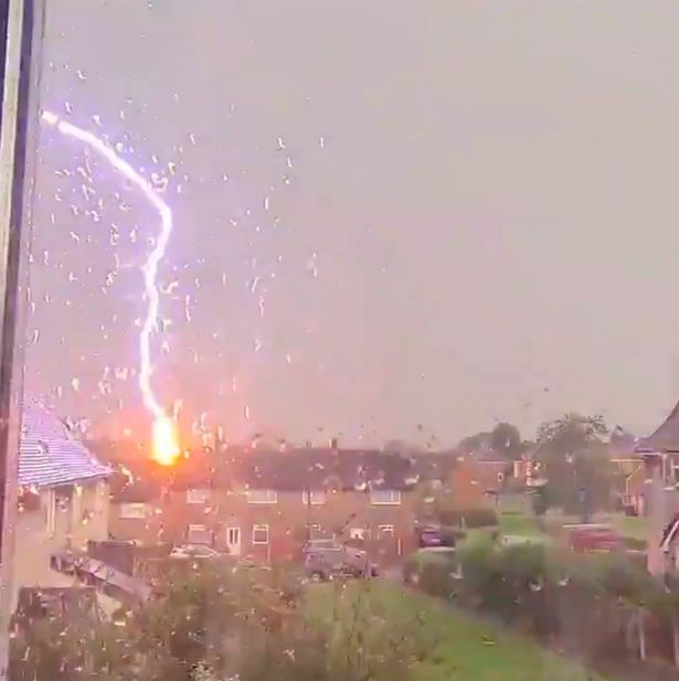 See The Shocking Moment Lightning Struck A House During Heavy Rain And ...