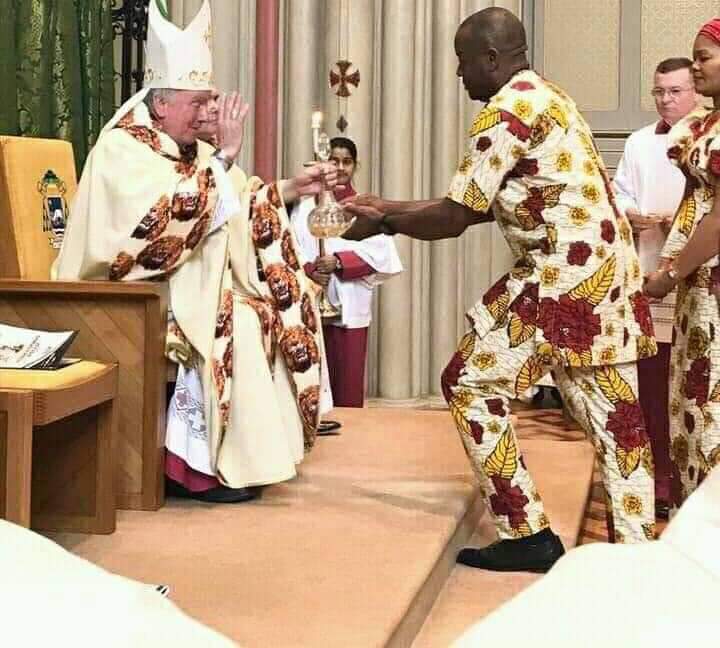 Catholic Bishop & Priests In UK Rock Isi-Agu Igbo Attire During Mass ...