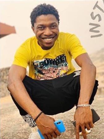 Heartbreaking! Fast-Rising Rapper Slumps And Dies While Playing ...