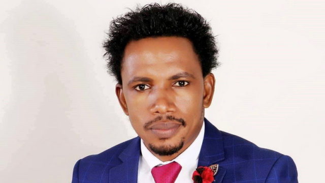 Senator Elisha Abbo Spotted Sharing Malt Drinks To His Constituents (Video)