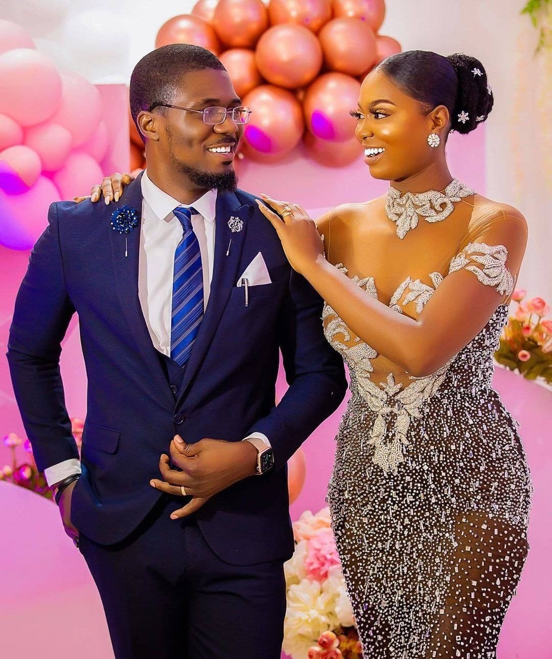 Sweet Love: Beautiful Nigerian Couple Marry After Man Stylishly Asked ...