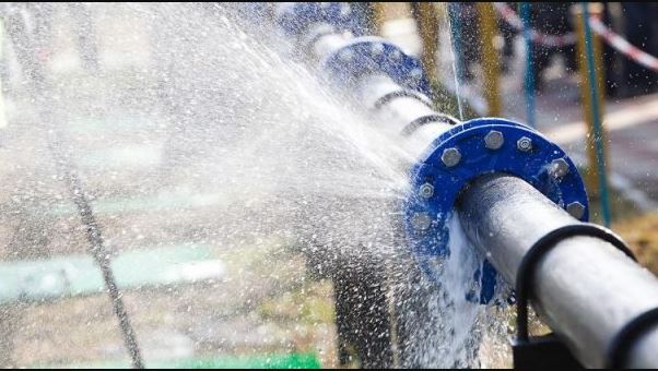 BREAKING: Panic As NNPC Pipeline Leaks In Ikotun, Lagos