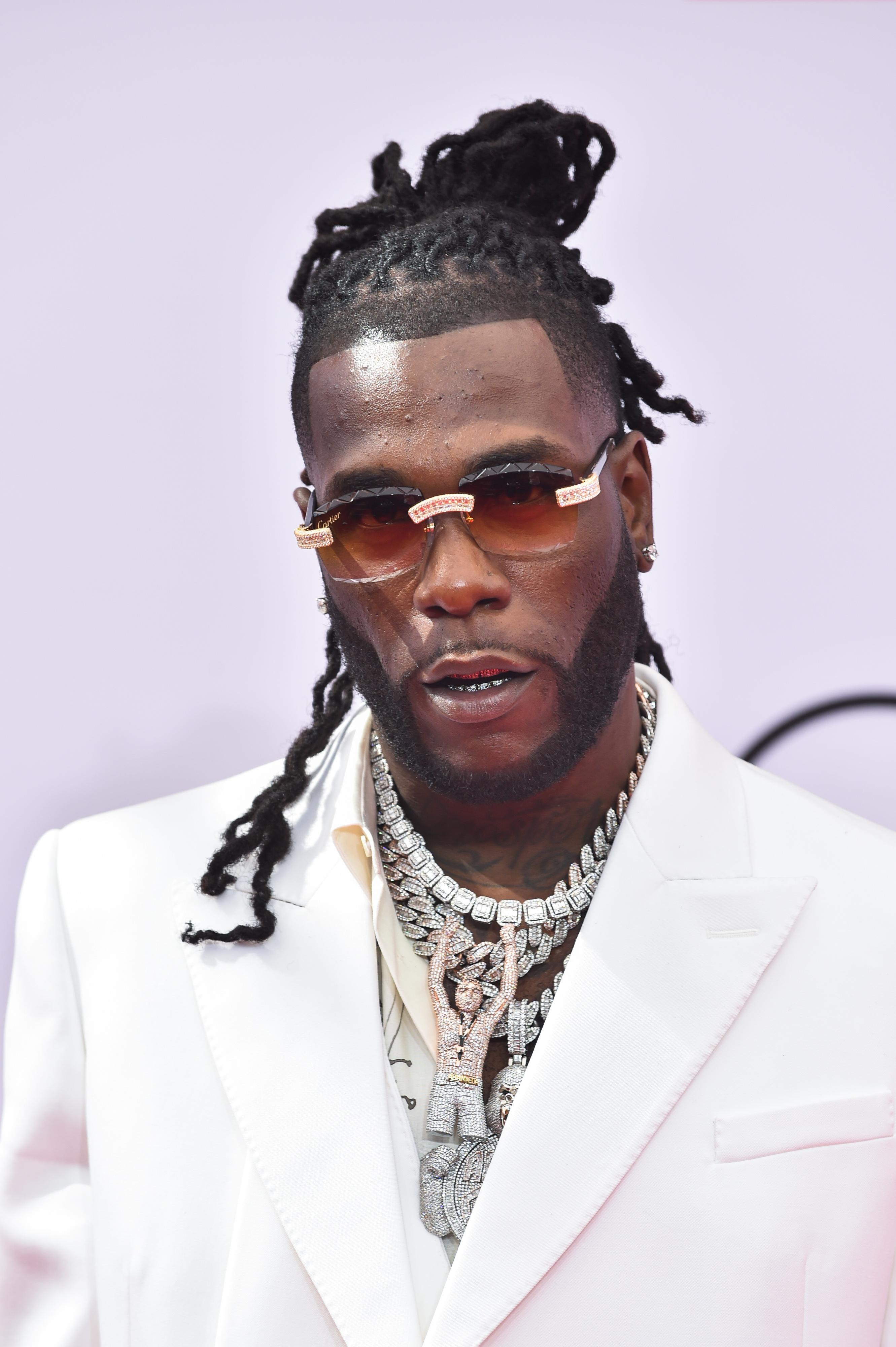Singer, Burna Boy Acquires Diamond Jewelry Worth Millions of Naira