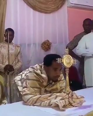 Mixed Reaction As Odumeje Is Seen Lifting The Catholic "Blessed ...