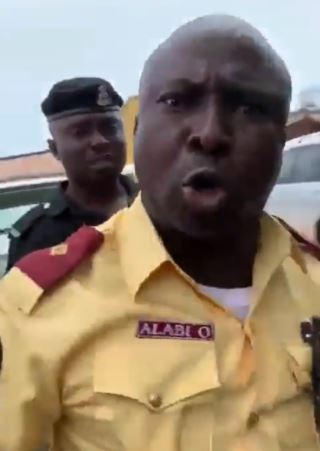 LASTMA Official Dismissed After He Was Caught On Camera Assaulting A ...