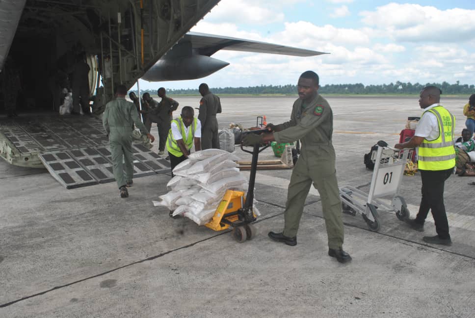NAF Airlifts Relief Materials To Flooded Bayelsa Communities