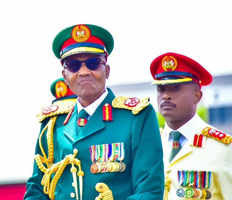 Buhari Arrives Army Parade In Military Uniform, Nigerians React (Photos)
