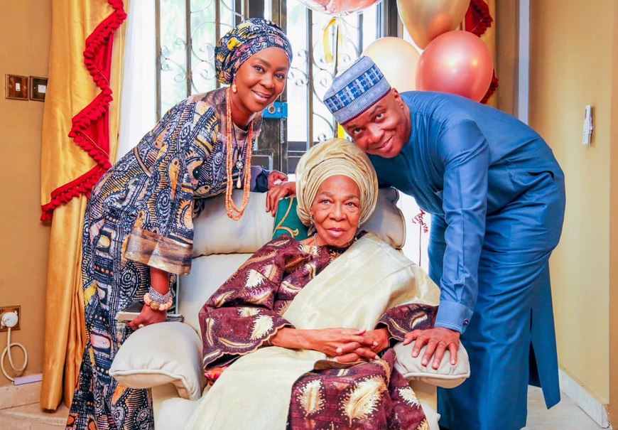 Saraki Celebrates Mother As She Clocks 88 (Photos)