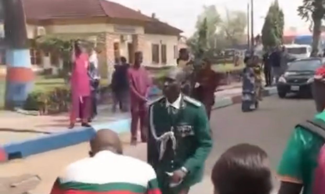 Nigerian Man Dances As He Celebrates His Retirement From The Nigerian ...