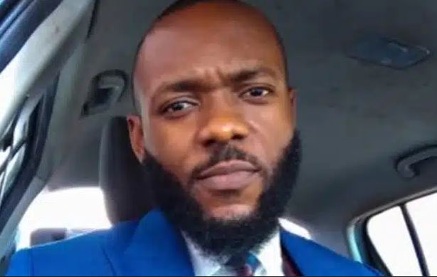 How I Sent Cake To My Babe’s Workplace And She Ate It With Her ‘Office ...