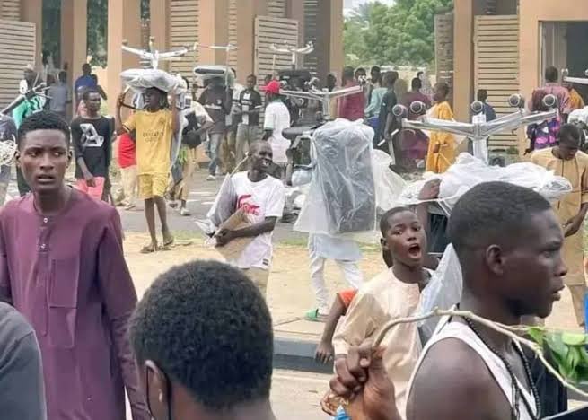Looters Of Kano Library During Nationwide Protest Carted Away ...