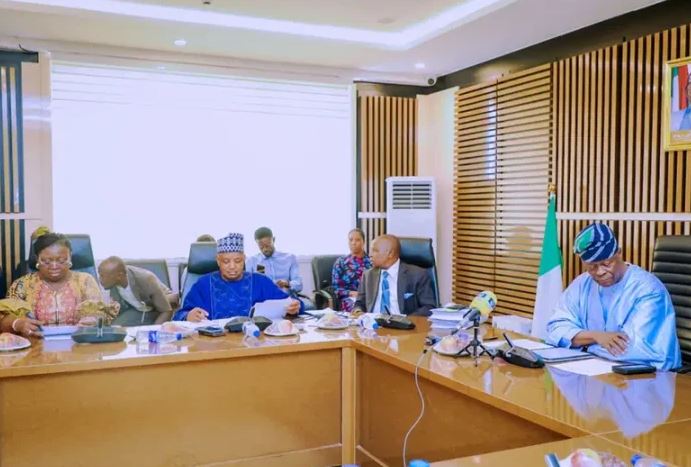 FG Inaugurates 10-member Committee To Enforce Supreme Court Judgement ...