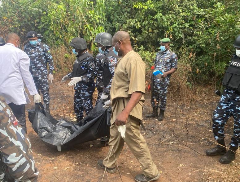 Police Uncover Kidnappers Den In Imo, Recovers Decomposing Bodies Of ...