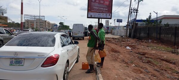 Long Queues Resurface At Abuja Filling Stations (Photos)