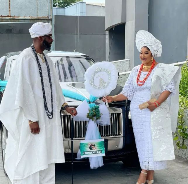 Nigerian Actress, Biodun Okeowo And Husband Tie The Knot In Traditional ...
