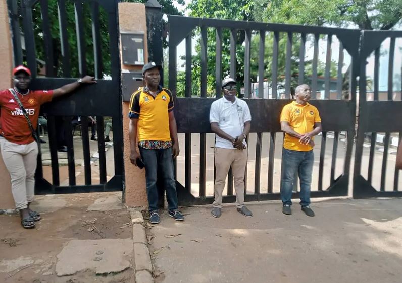 Strike: NLC Shutdown Lagos Secretariat, Ikeja