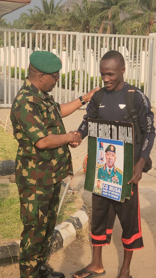 Nigerian Defence Headquarters Commends Man Who Trekked 16 Days From Gombe To Abuja Over ...