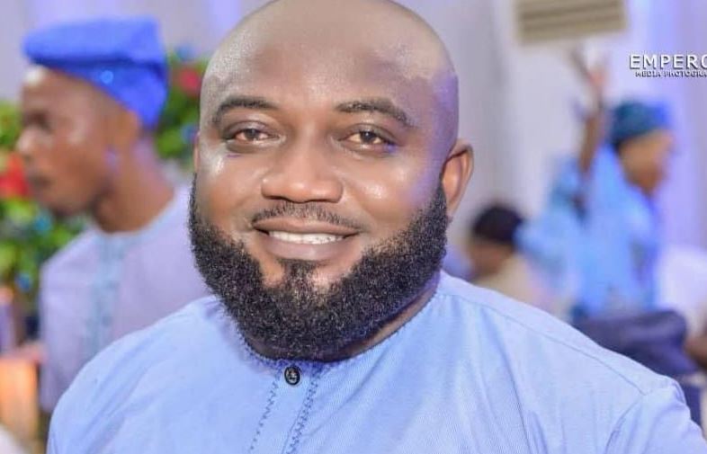 MC Oluomo’s Aide Dies In Autocrash on Third Mainland Bridge (Video)