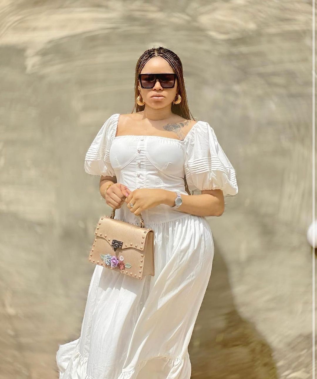 The Most Amazing Man in the World – Portable’s Wife, Sidechic, And ...