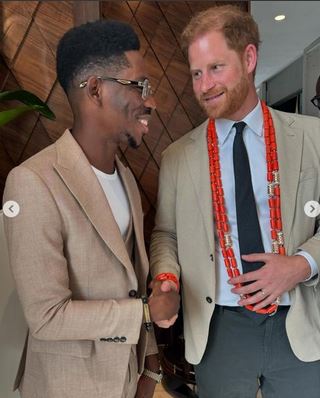 Moses Bliss Overjoyed As He Meets Prince Harry And Meghan Markle (Photos)