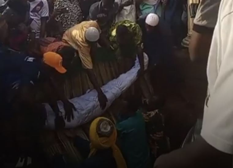 Veteran Nigerian Actor, Agbako Gets Buried In Ogun, Hours After His ...