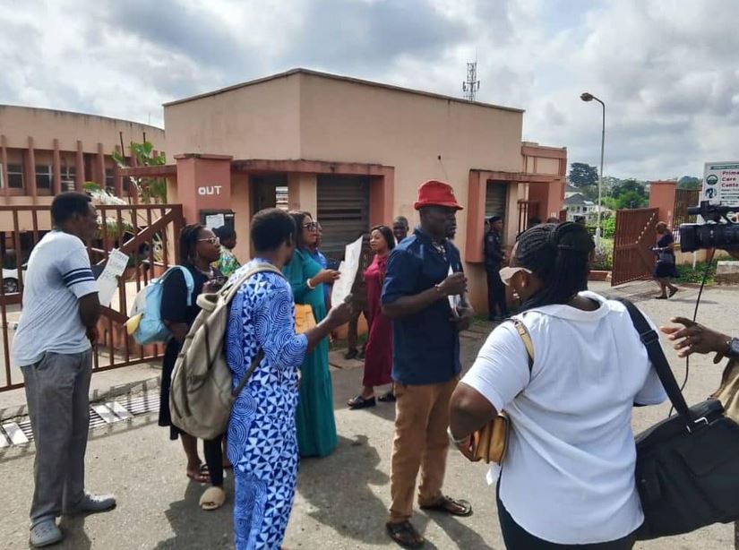 Federal Workers In Oyo Commence Indefinite Strike Over Unpaid Wages (Photos)