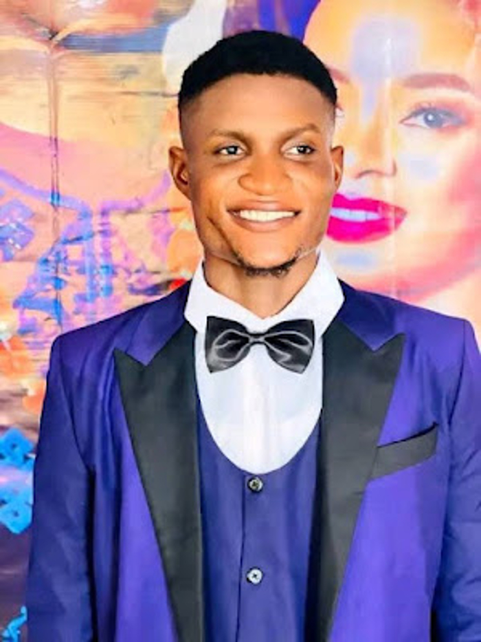 Adeyemi Adewale: How Osun Footballer Slumped Just Minutes Before Match ...