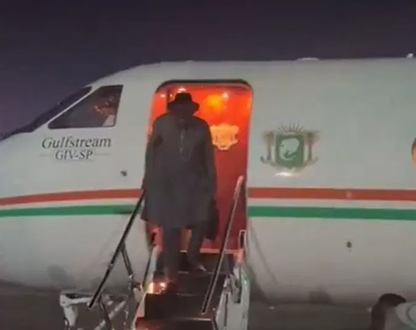 Goodluck Jonathan Airlifted To Nigeria After Being Trapped In Guinea ...