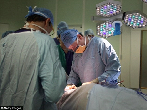 Woman Finds a Spider Hiding in Her Ear Canal Where it Had Even Woven a Web