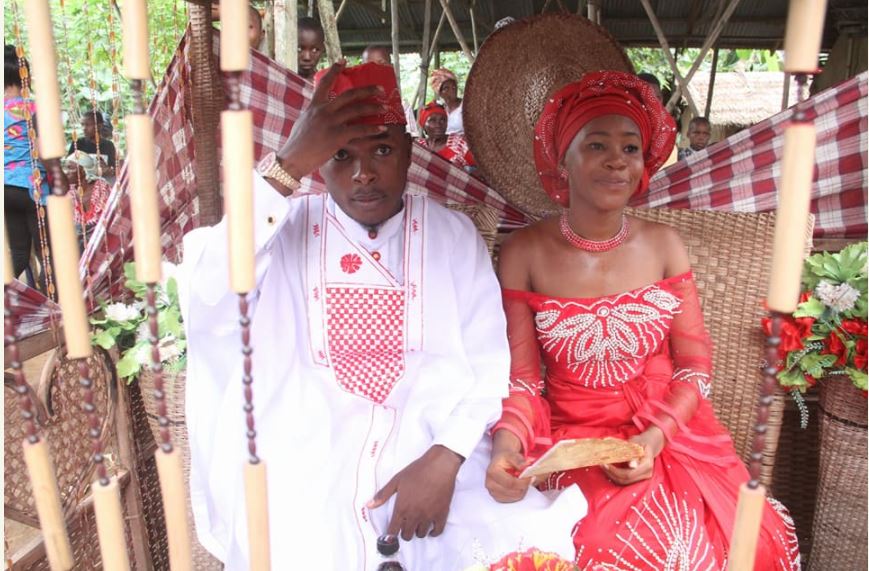 22-year-old Rapper Marries His Girlfriend Traditionally in Akwa Ibom ...