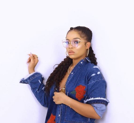 Beautiful Nigerian Actress, Onyi Alex Releases New Red-hot Photos To ...