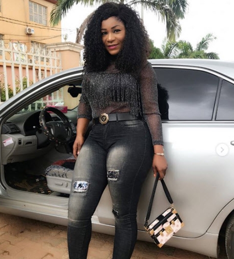 Actress Destiny Etiko Shares Video Of A Policeman Demanding N20k Bribe ...
