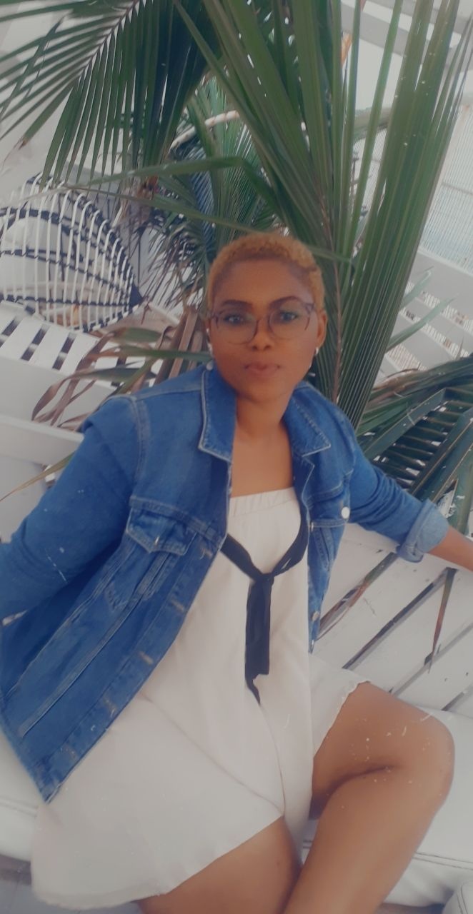 Lady Cries Out After Being Arrested For Failing to Prover Her Is Indeed ...